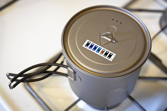 Temperature stickers tell the heat of your water - Backpacking Light